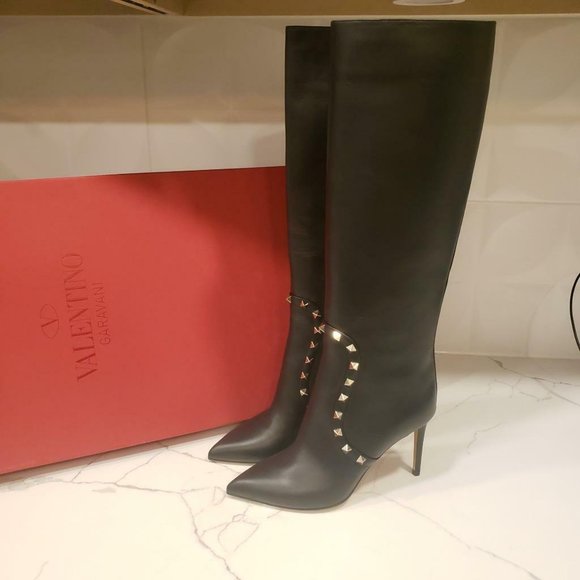 Valentino | Shoes | Valentino Rockstud Studded Leather Pointed Toe Knee ...